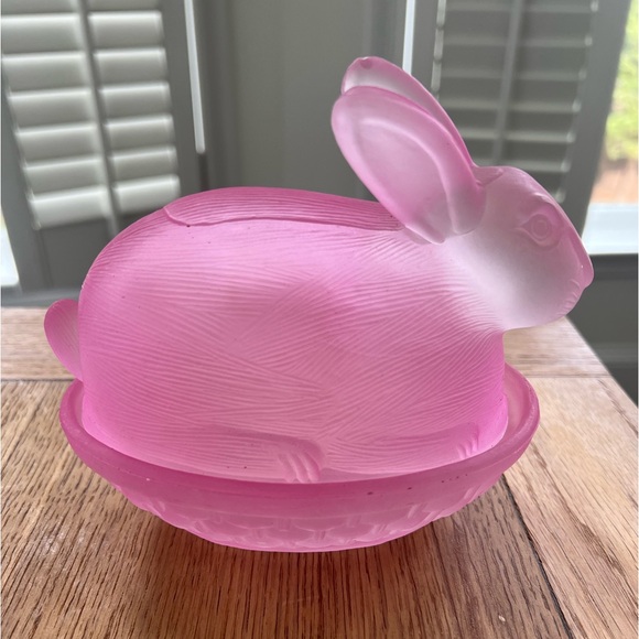 Accents | Vintage Pink Glass Bunny Rabbit On A Nest Covered Candy Dish ...
